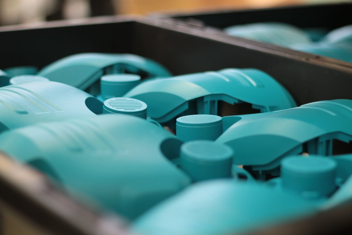 Injected plastic parts production